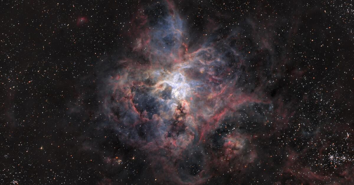 Tarantula Nebula | Telescope Live